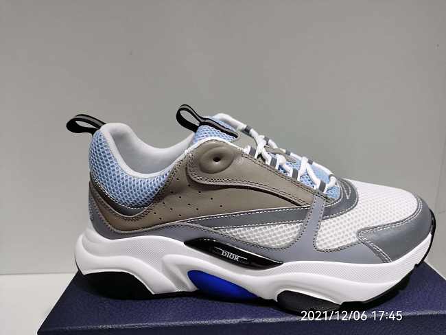 Dior B22 White Light Blue - katehub