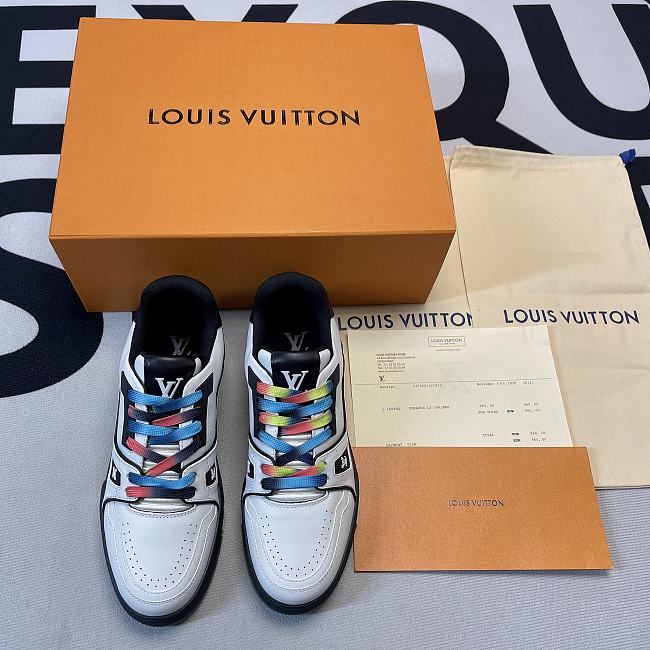 Louis Vuitton Trainer #54 Black White - katehub