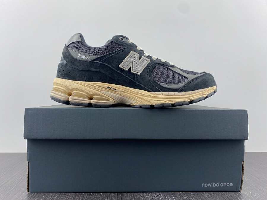 New Balance 2002R Black Dark Grey M2002RHO - katehub